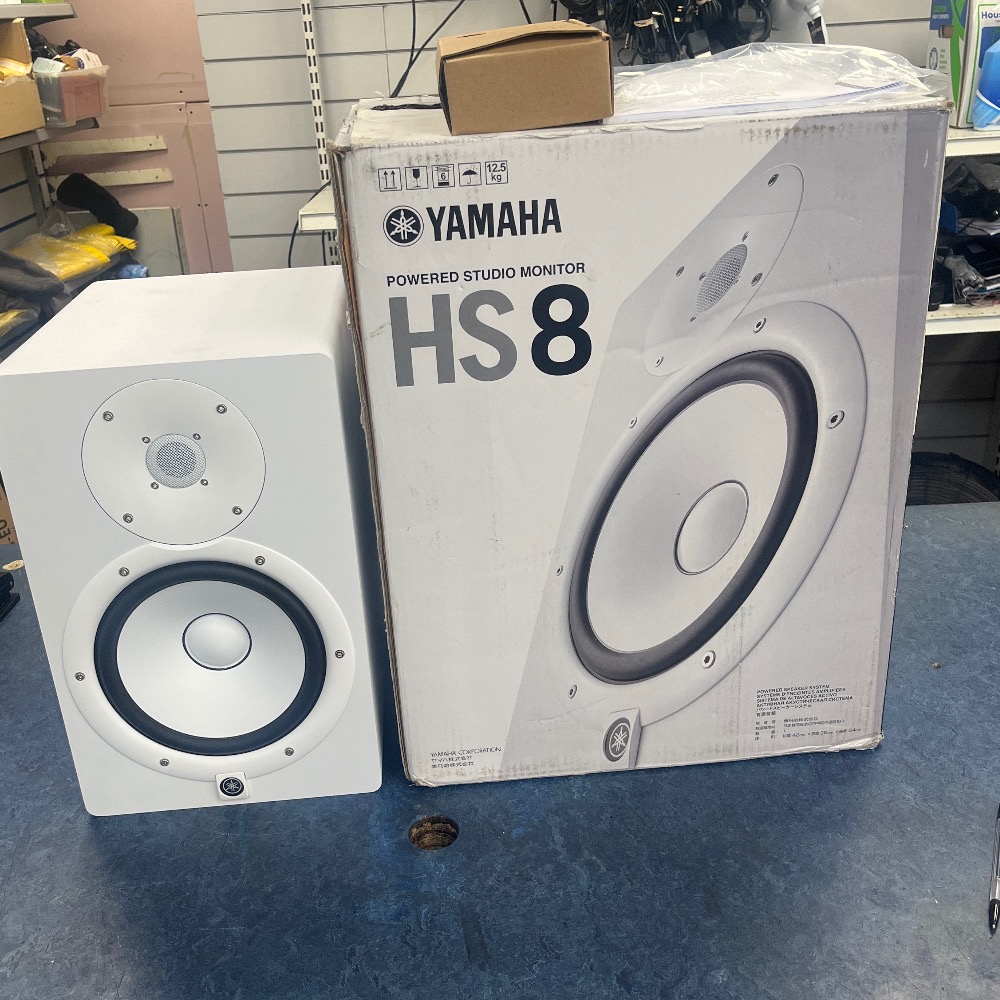 Pre-owned Yamaha yamaha hs8 monitor speaker - Own4Less